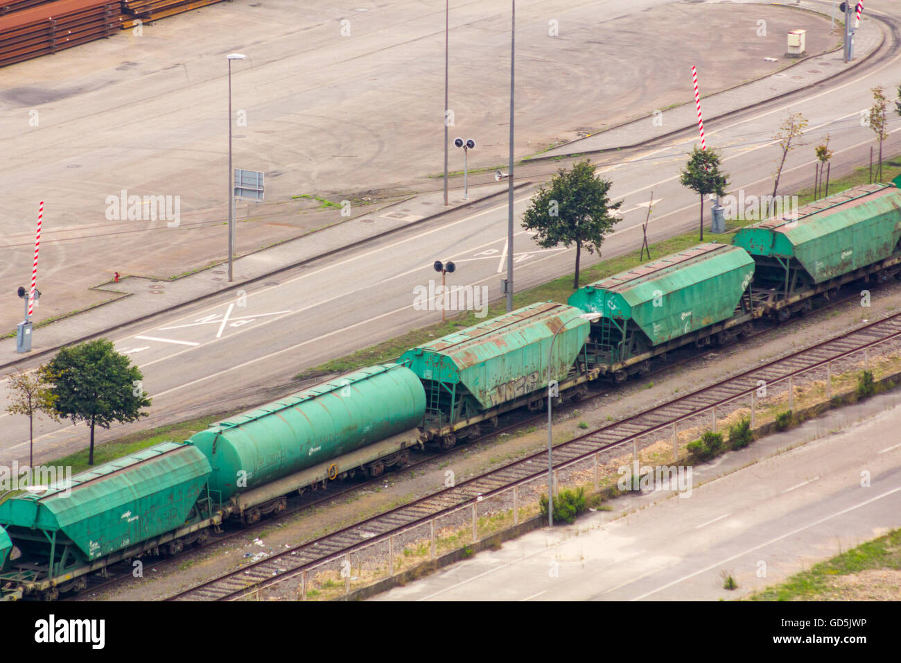 Freight cars hi-res stock photography and images - Alamy