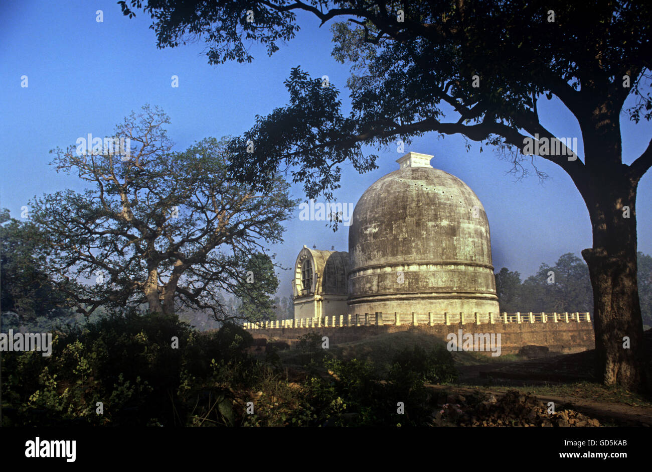 Deoria hi-res stock photography and images - Alamy