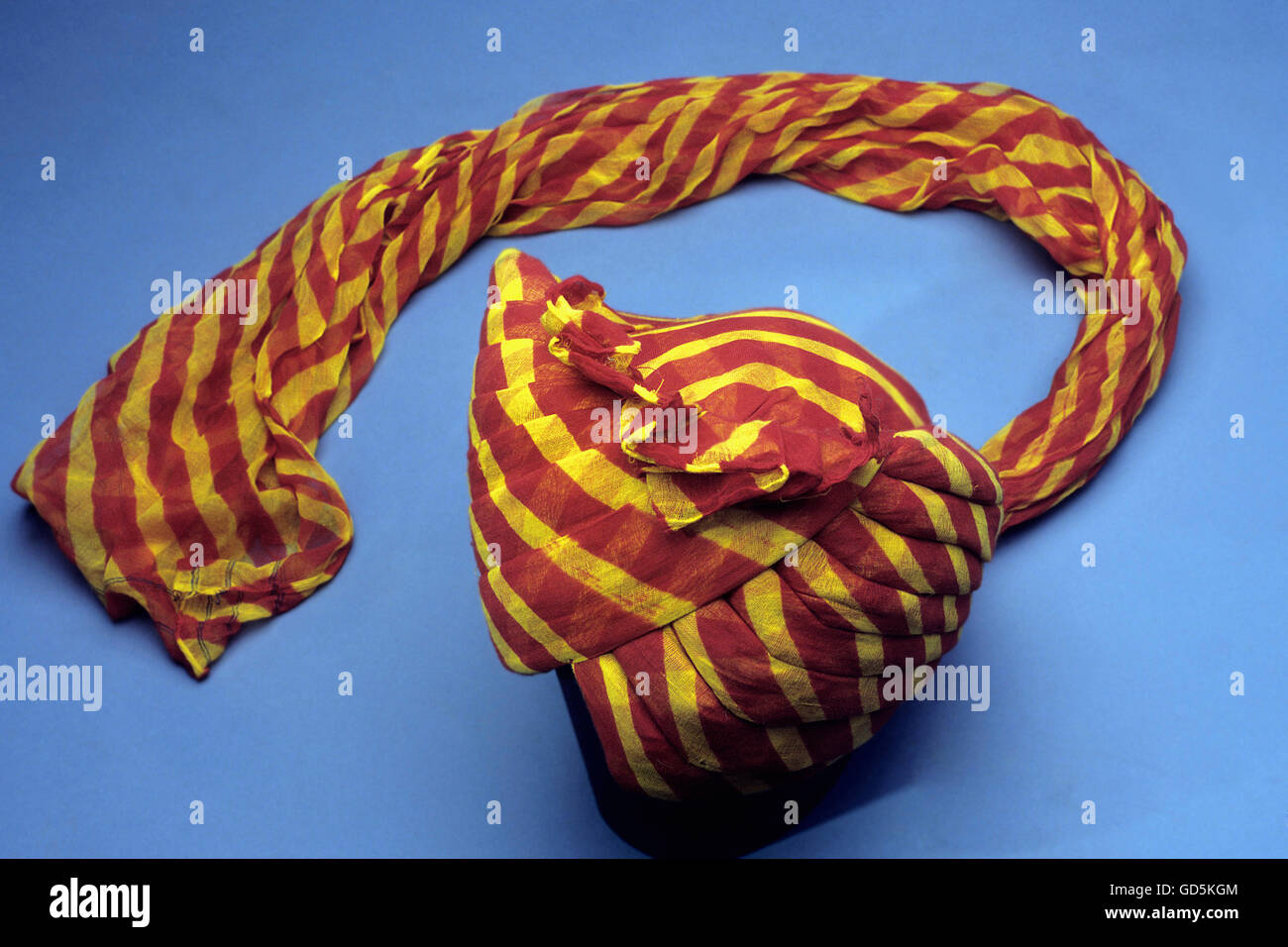 Turban cloth hi-res stock photography and images - Alamy