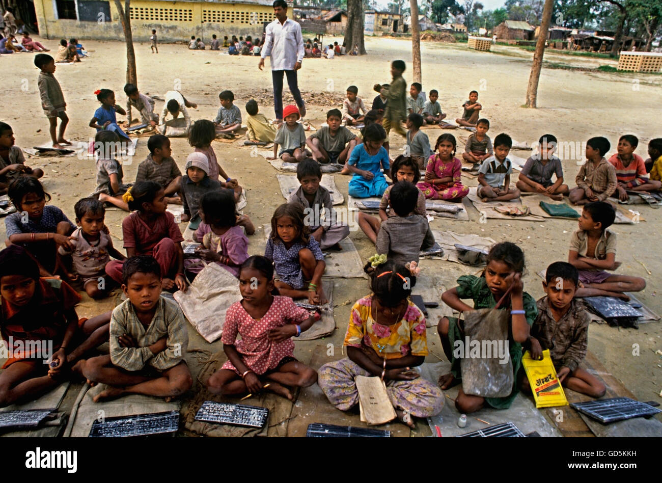 Deoria hi-res stock photography and images - Alamy