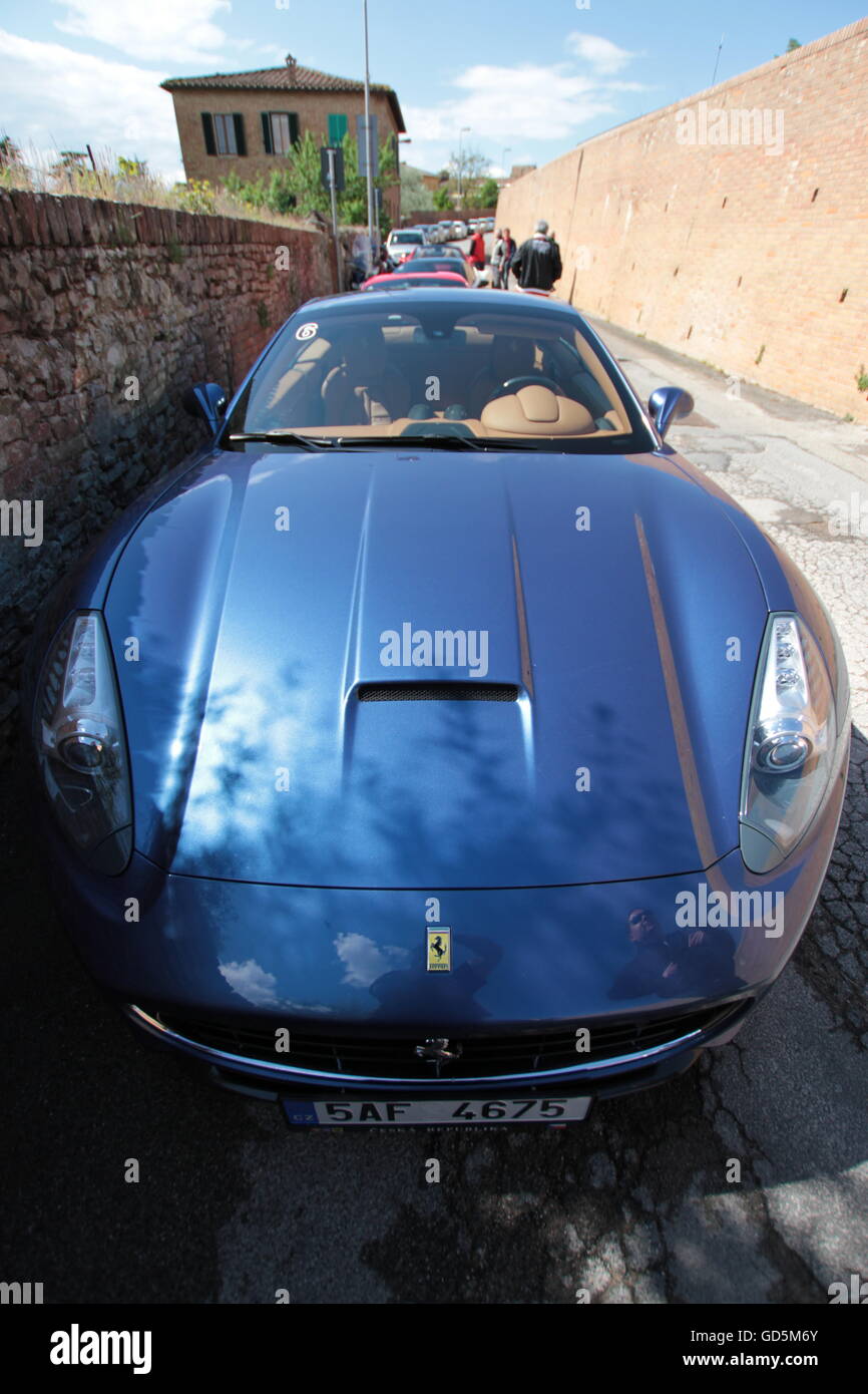 Ferrari steering wheels hi-res stock photography and images - Alamy