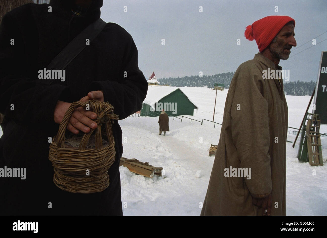 Kashmiri people hi-res stock photography and images - Alamy