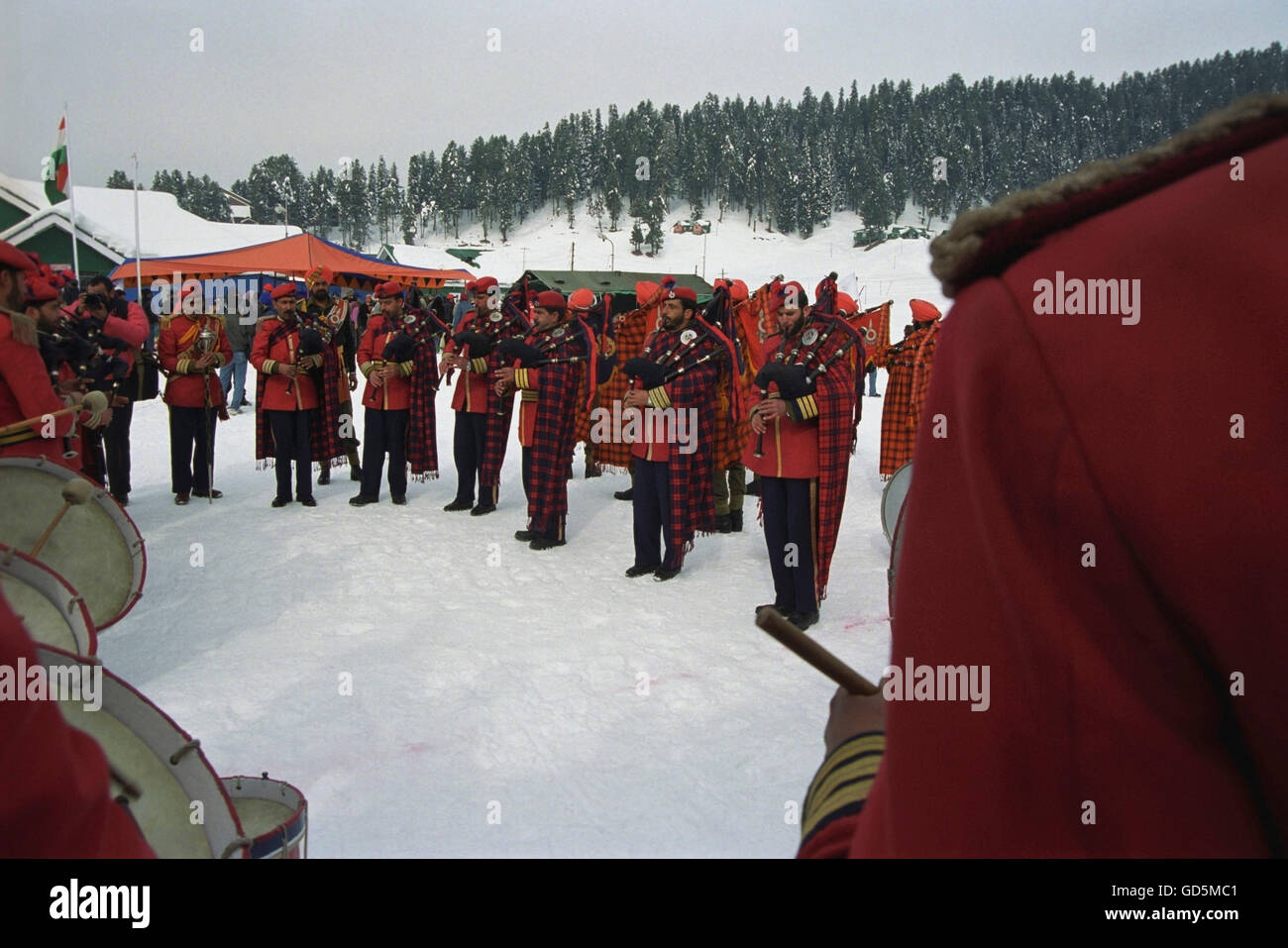 Band ice hi-res stock photography and images - Alamy