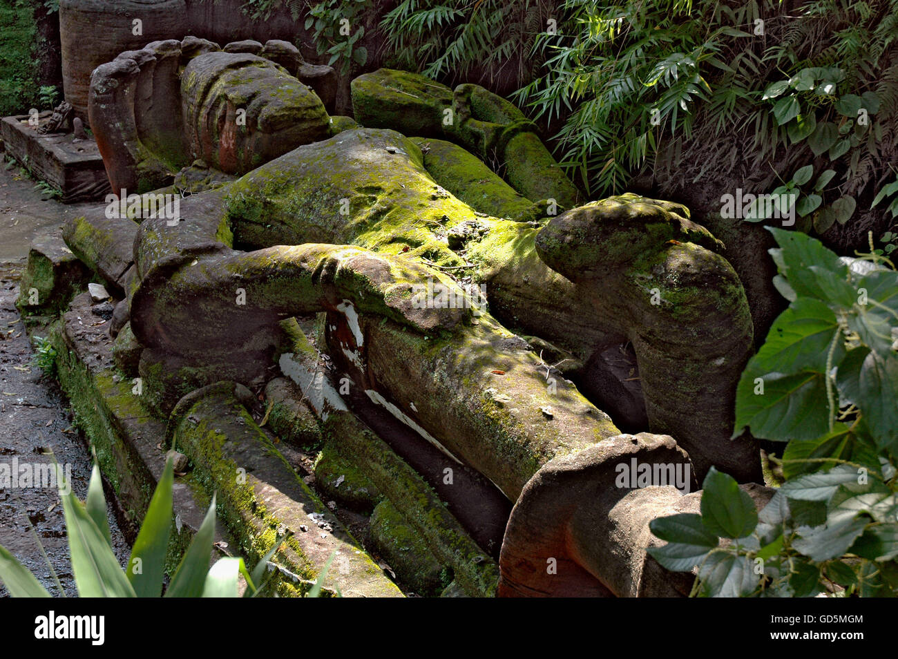 Vishnu reclining hi-res stock photography and images - Alamy