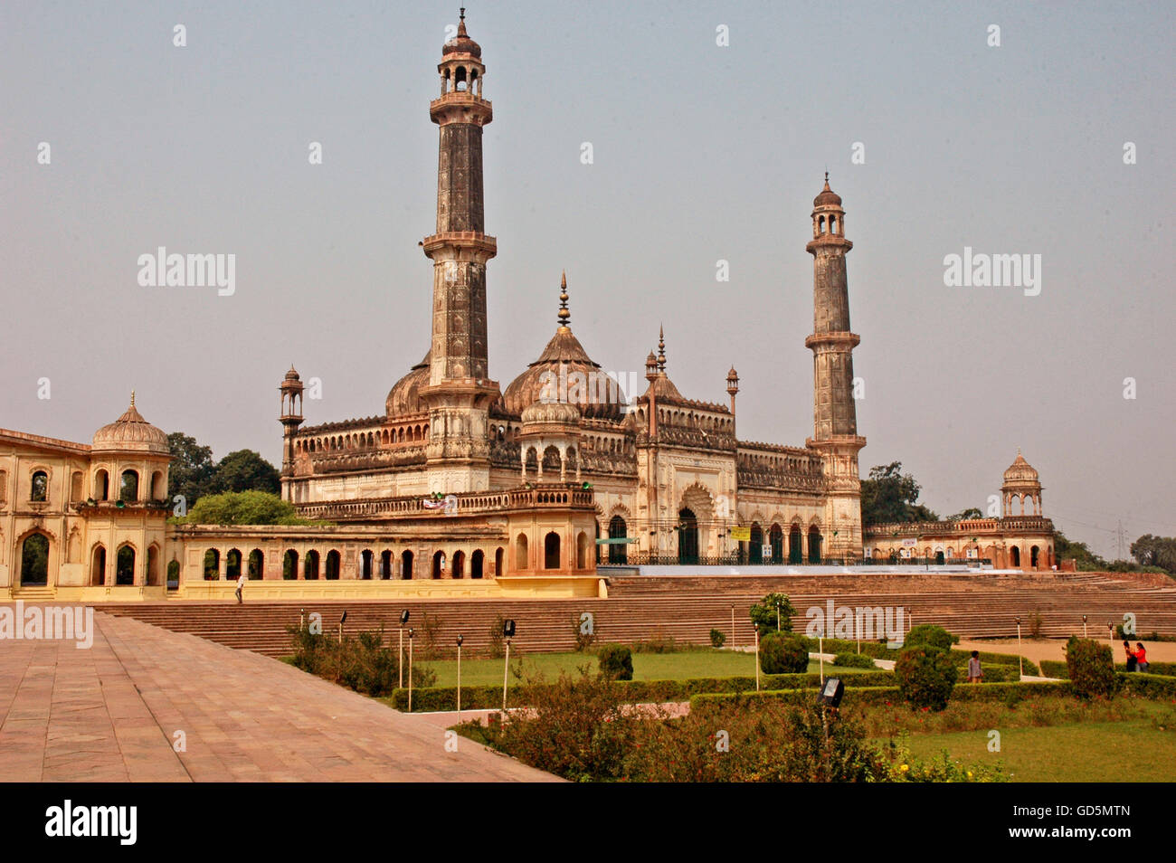 Imambaara hi-res stock photography and images - Alamy