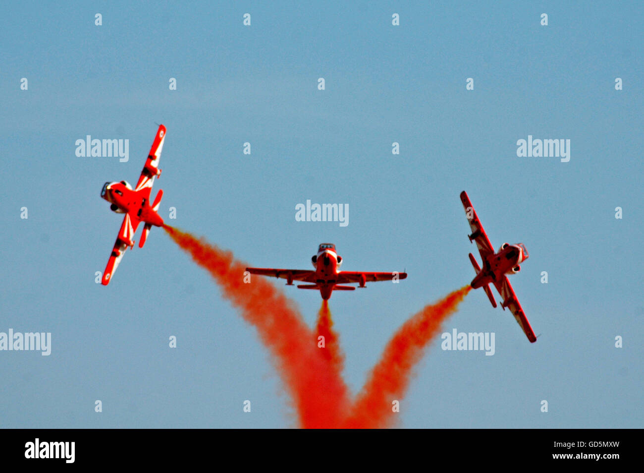 3 plane formation hi-res stock photography and images - Alamy