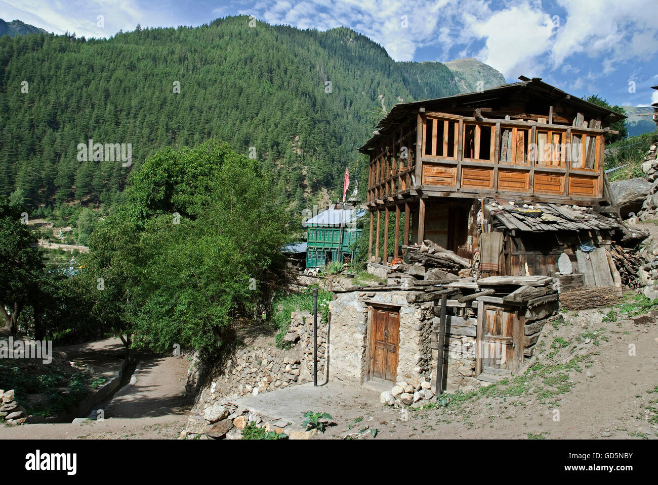 Himachal rural villages hi-res stock photography and images - Alamy
