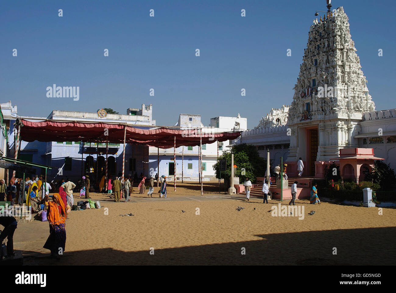 Vaikunth temple hi-res stock photography and images - Alamy