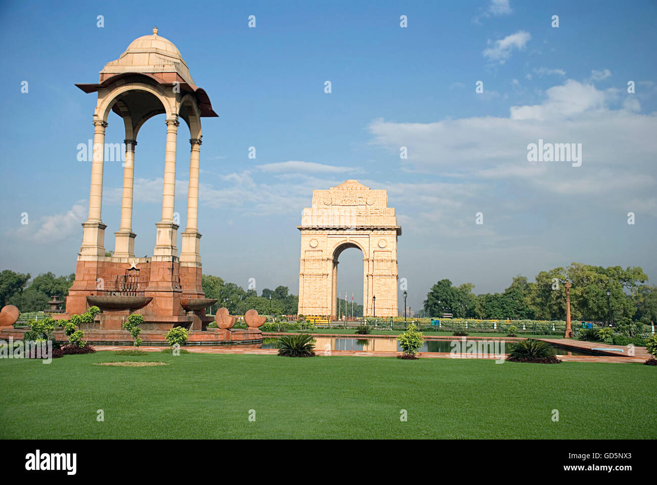 Gate of nation hi-res stock photography and images - Alamy