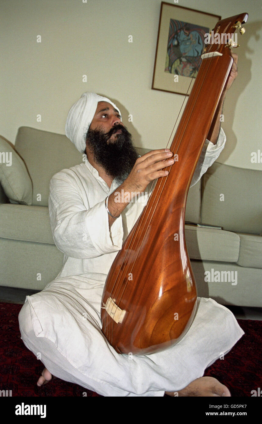 Singer Bhai Baldeep Singh Stock Photo - Alamy