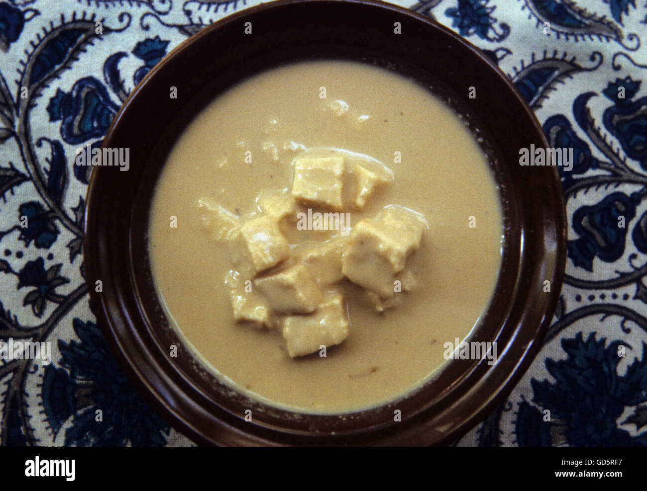 Payesh hi-res stock photography and images - Alamy