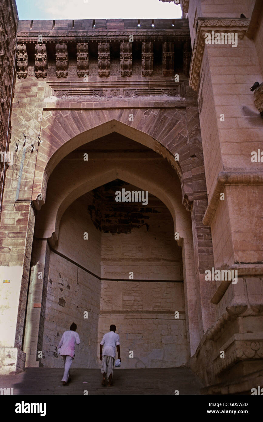 Two gateway hi-res stock photography and images - Alamy