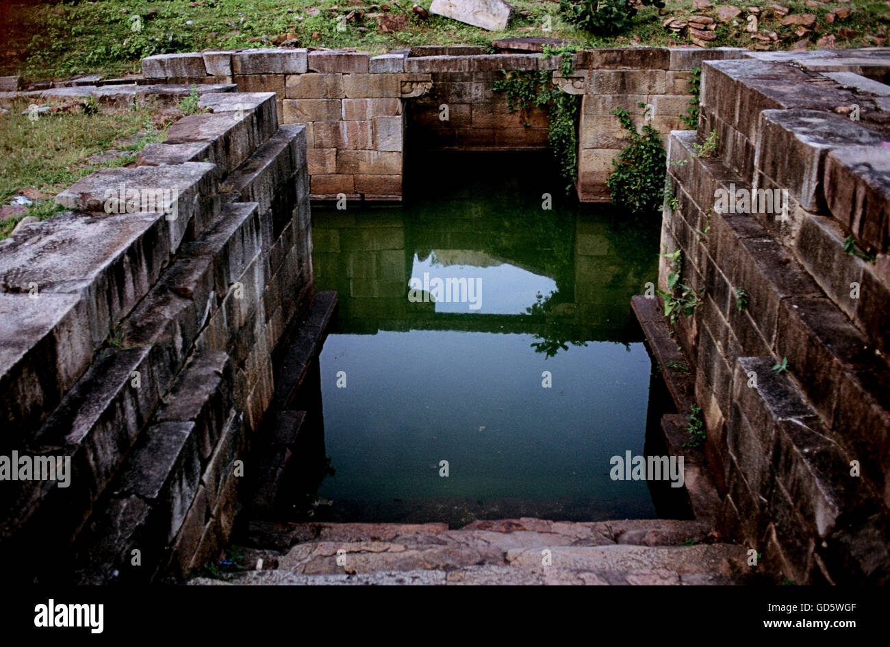 10th century tank hi-res stock photography and images - Alamy