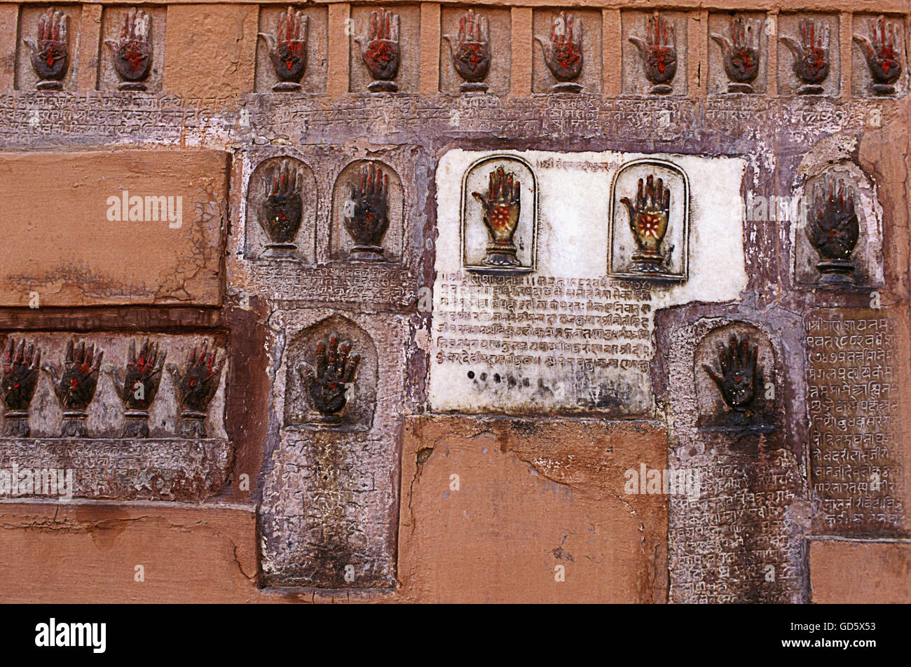 Sati ritual hi-res stock photography and images - Alamy