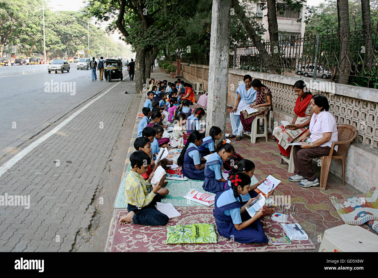 Open air school hi-res stock photography and images - Alamy