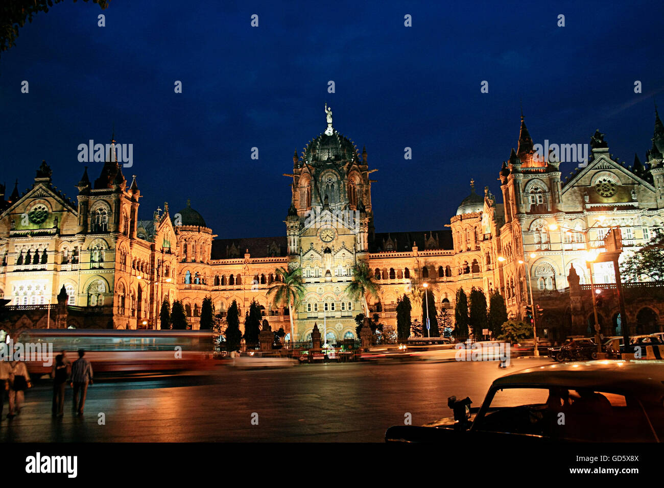Chatrapati shivaji terminal hi-res stock photography and images - Alamy