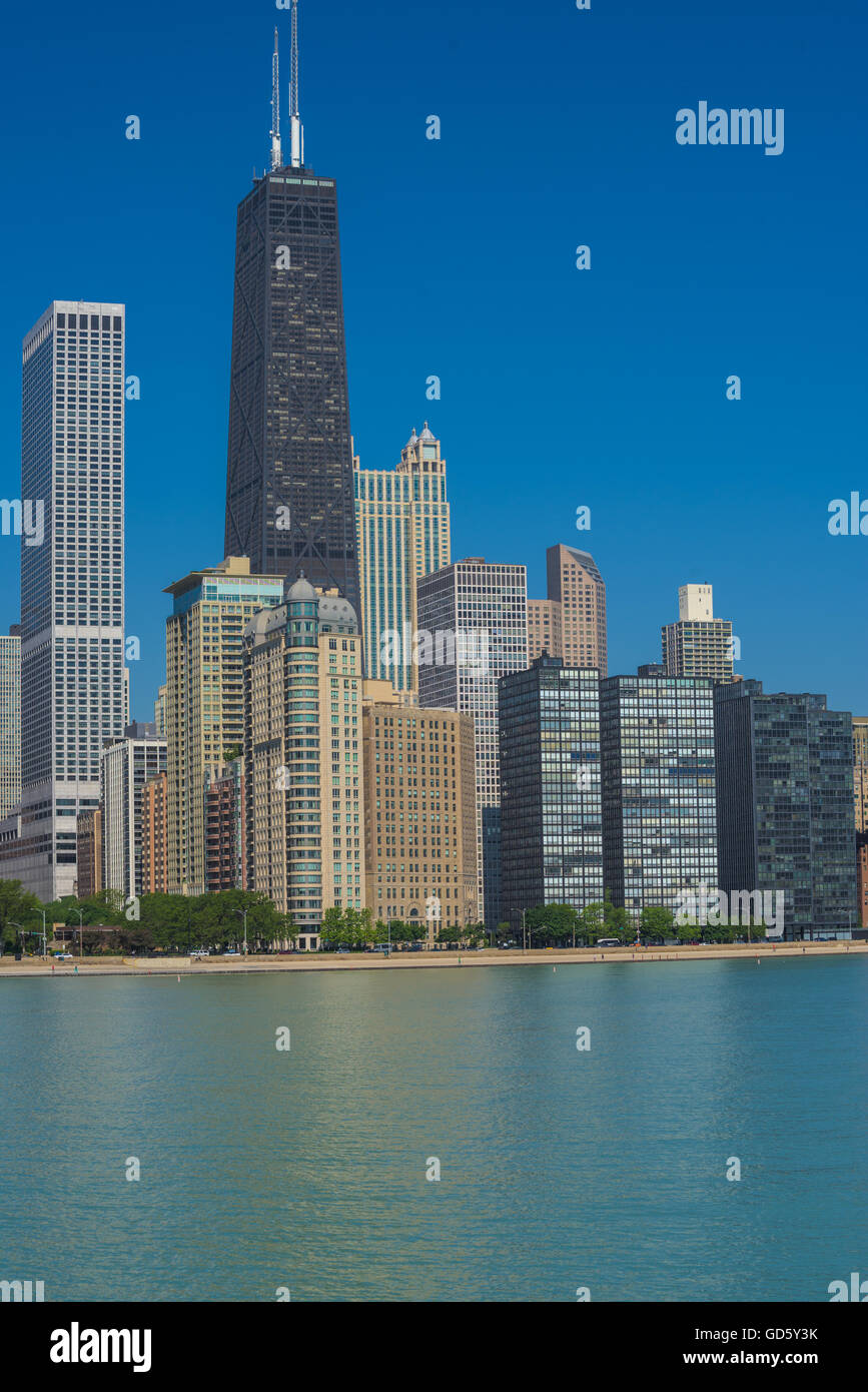 View of the Northern Chicago Skyline (Magnificent Mile and Gold Coast ...