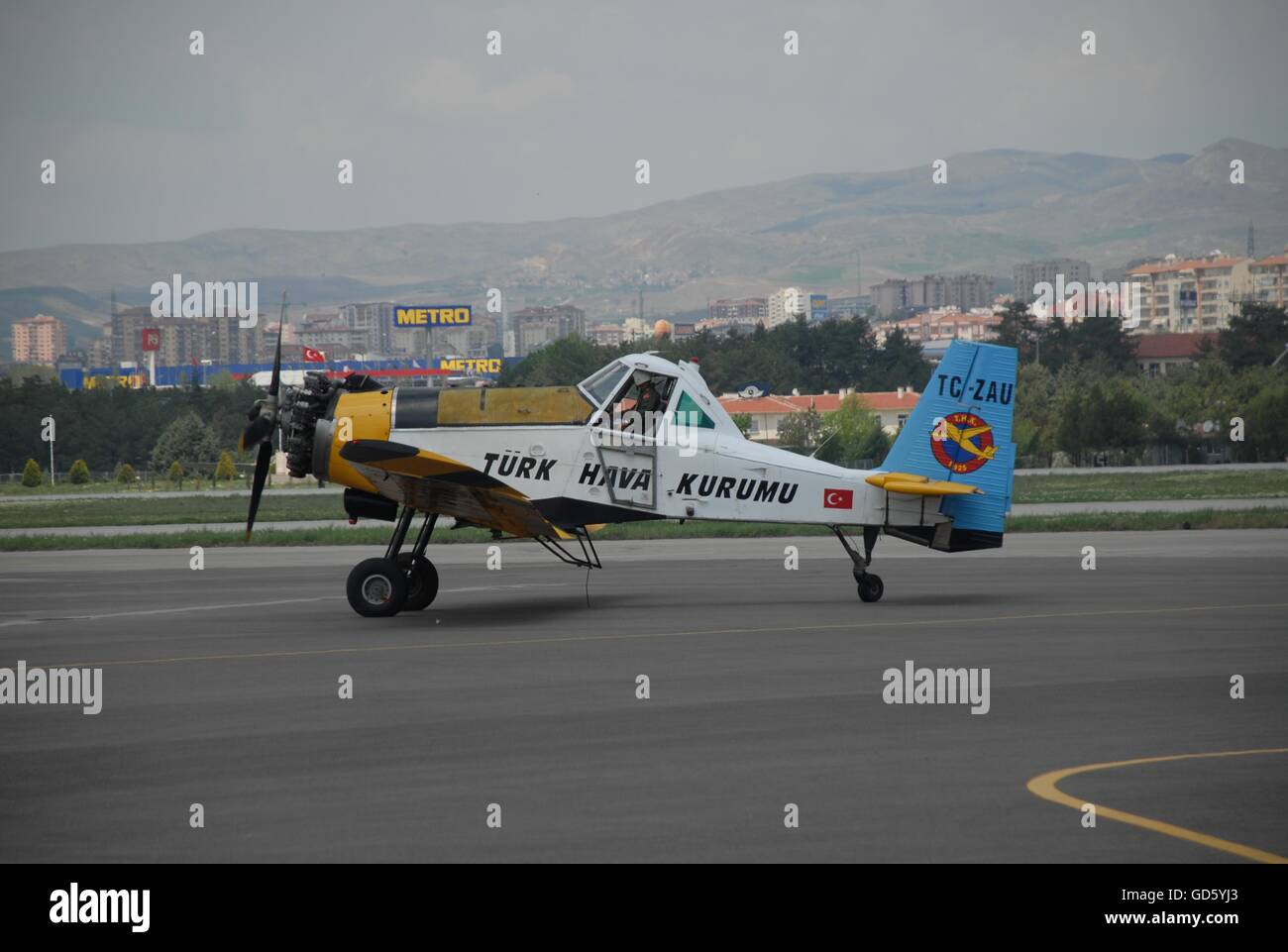 Pezetel PZL-M18 Dromader Firefighter Aircraft at the THK Etimesgut ...