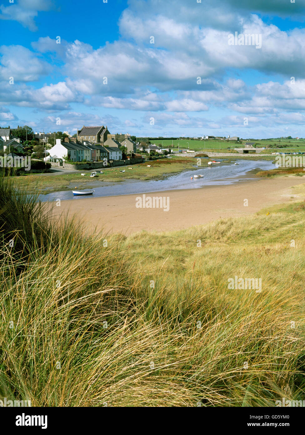Village aberffraw anglesey hi-res stock photography and images - Alamy