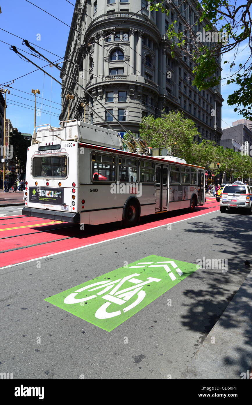 USA, California, San Francisco, Market Street, Cycle Lane, Trolley Bus ...