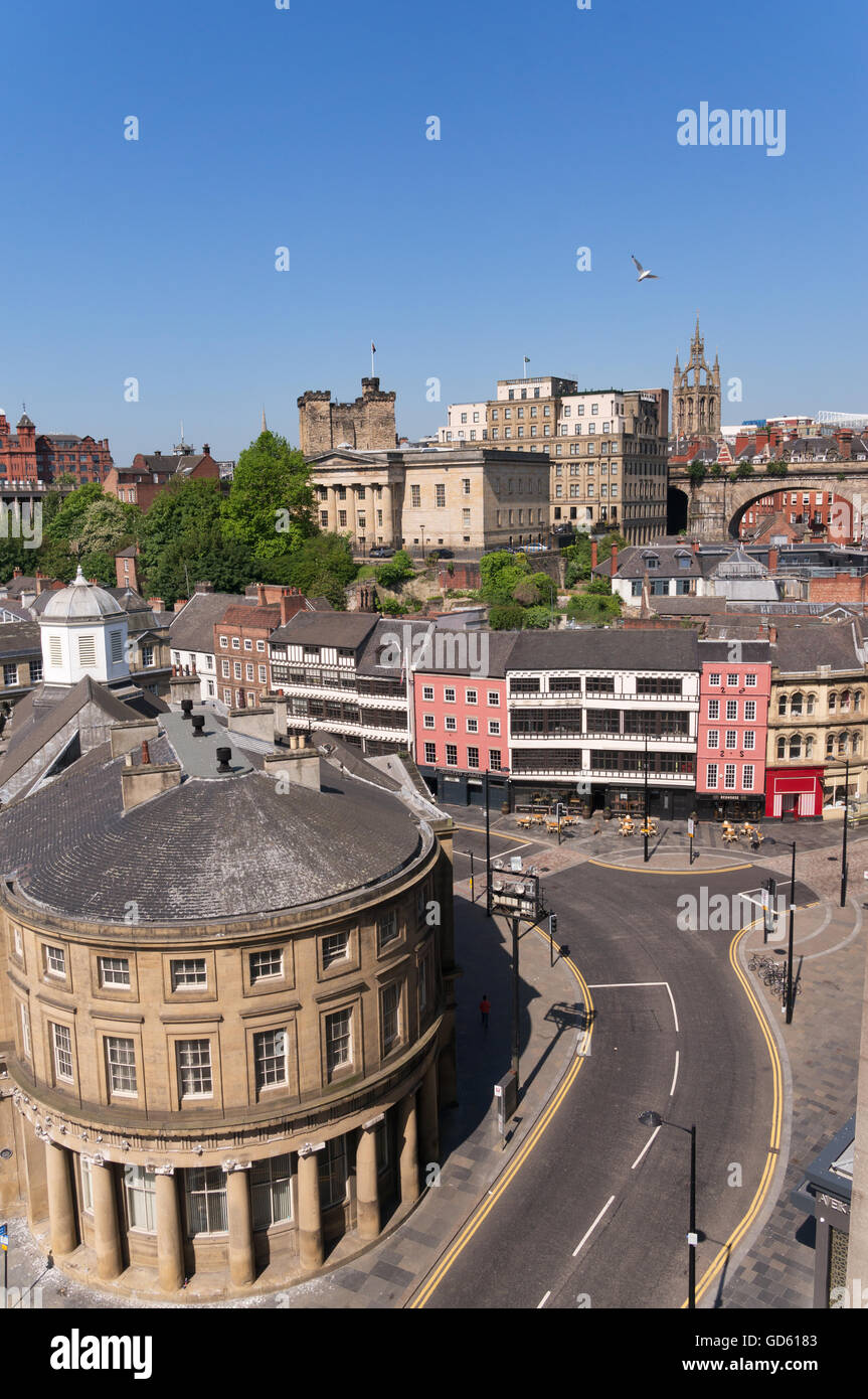 The Guildhall and old town, Newcastle upon Tyne, north east England, UK ...