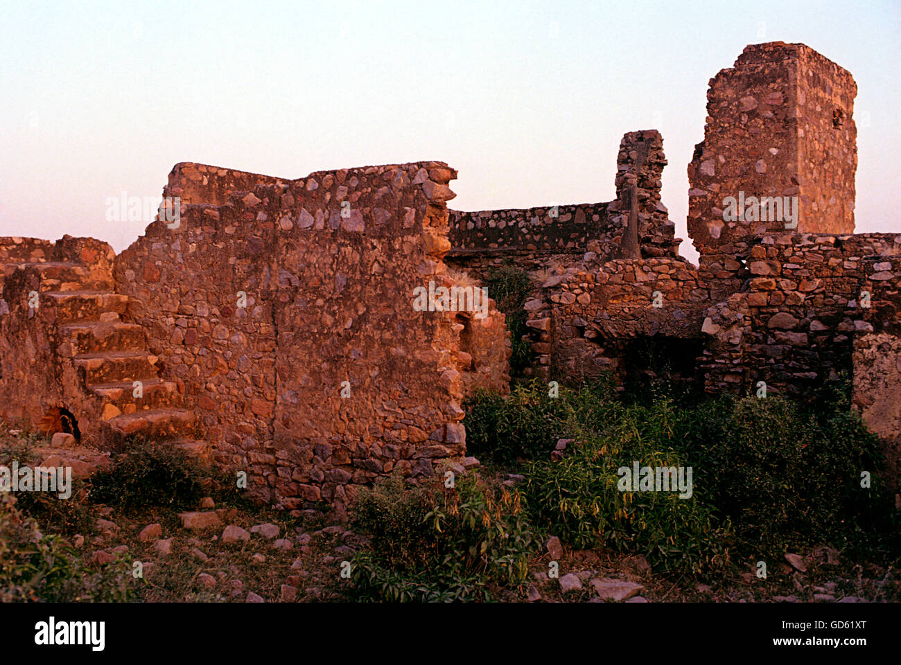 Ruins at Sultan Garhi Stock Photo - Alamy