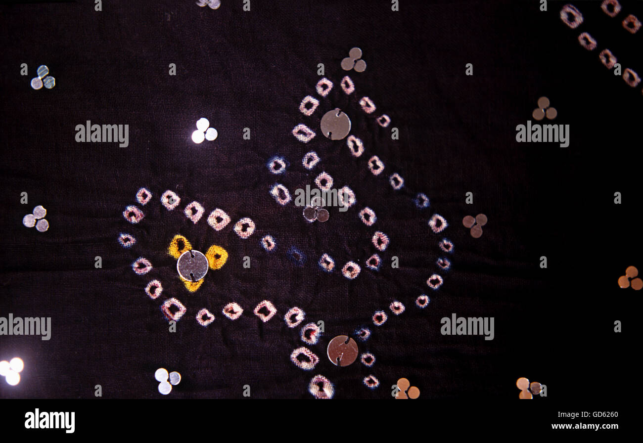 Mirrorwork hi-res stock photography and images - Alamy