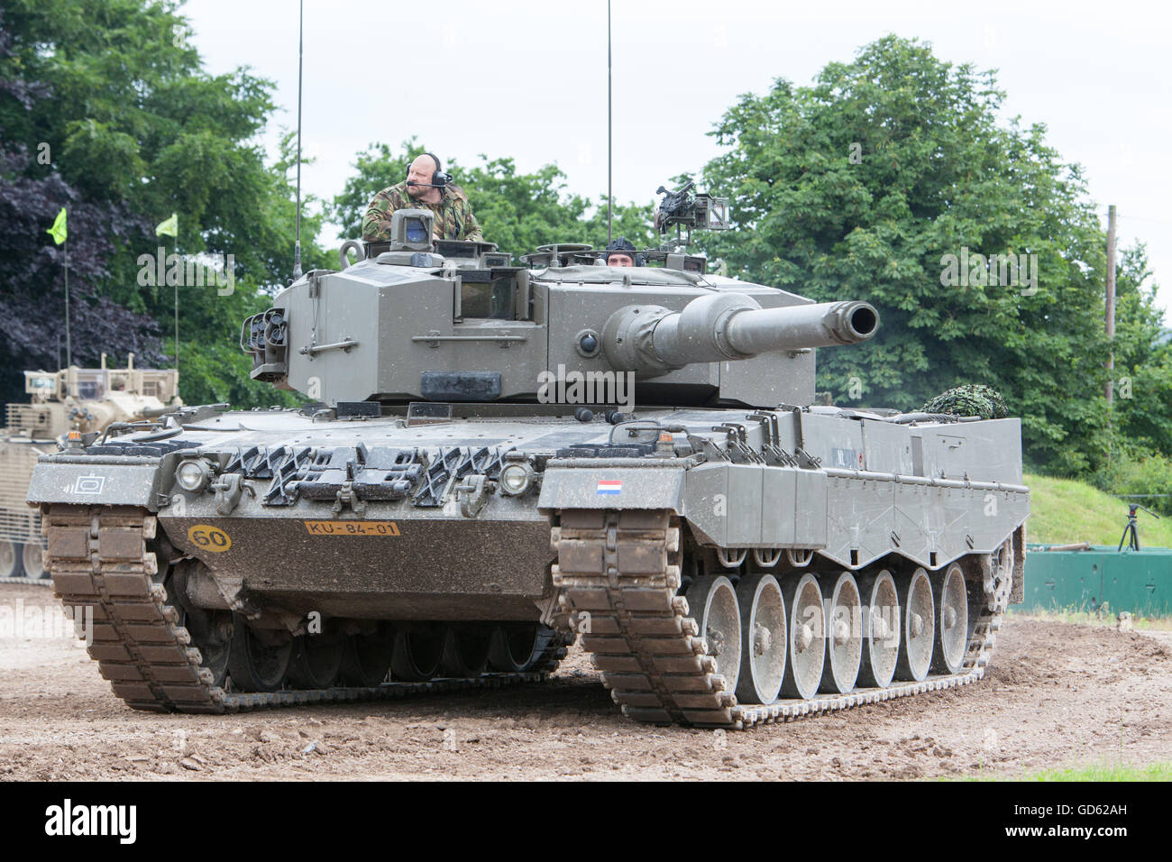 Leopard 2a4 tank hi-res stock photography and images - Alamy