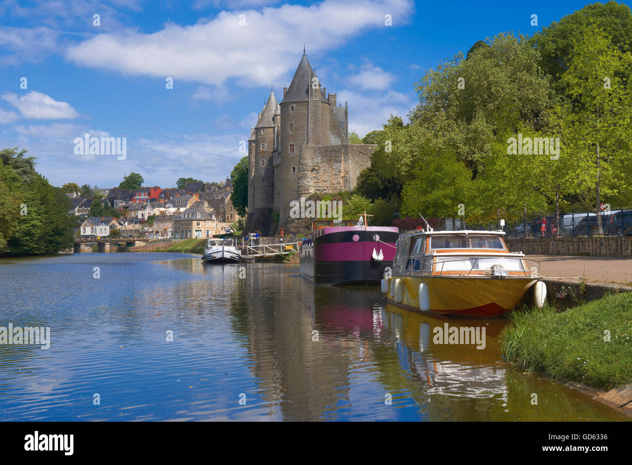 Josselin, Brittany, Josselin Castle, Morbihan, Canal between Nantes and ...