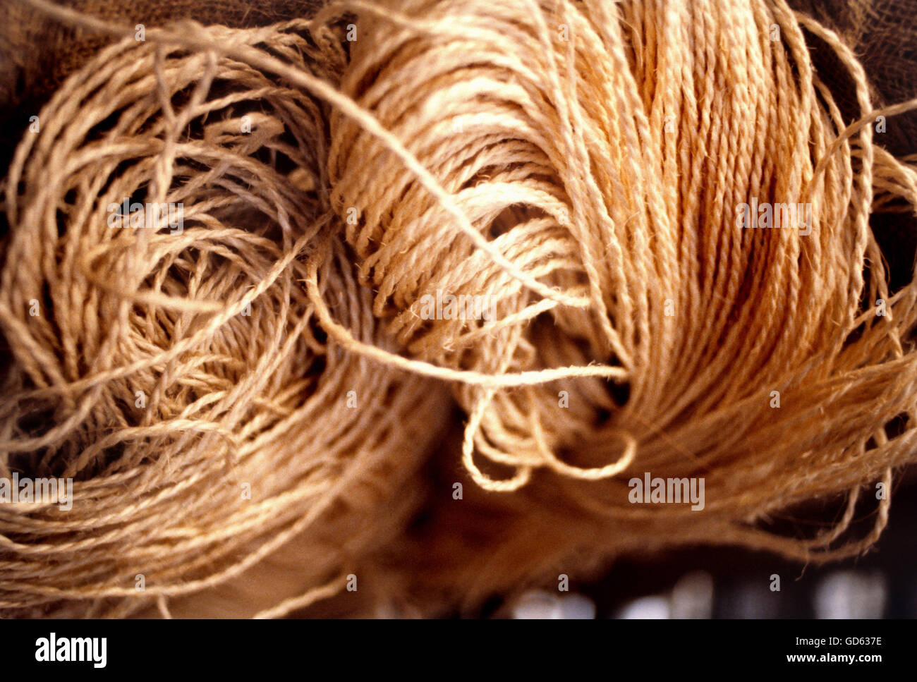 Coir yarn hi-res stock photography and images - Alamy