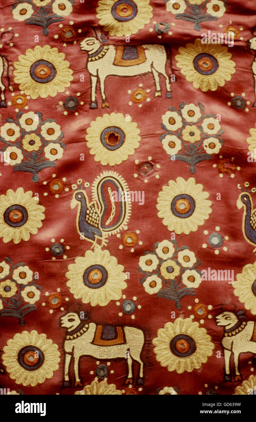 Kutch embroidery hi-res stock photography and images - Alamy