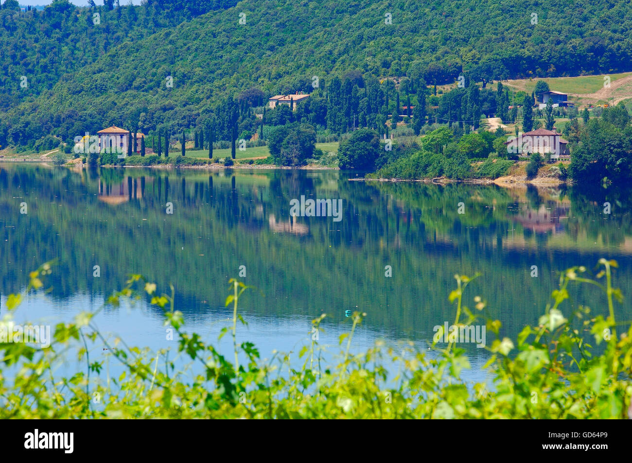 Lago di corbara hi-res stock photography and images - Alamy
