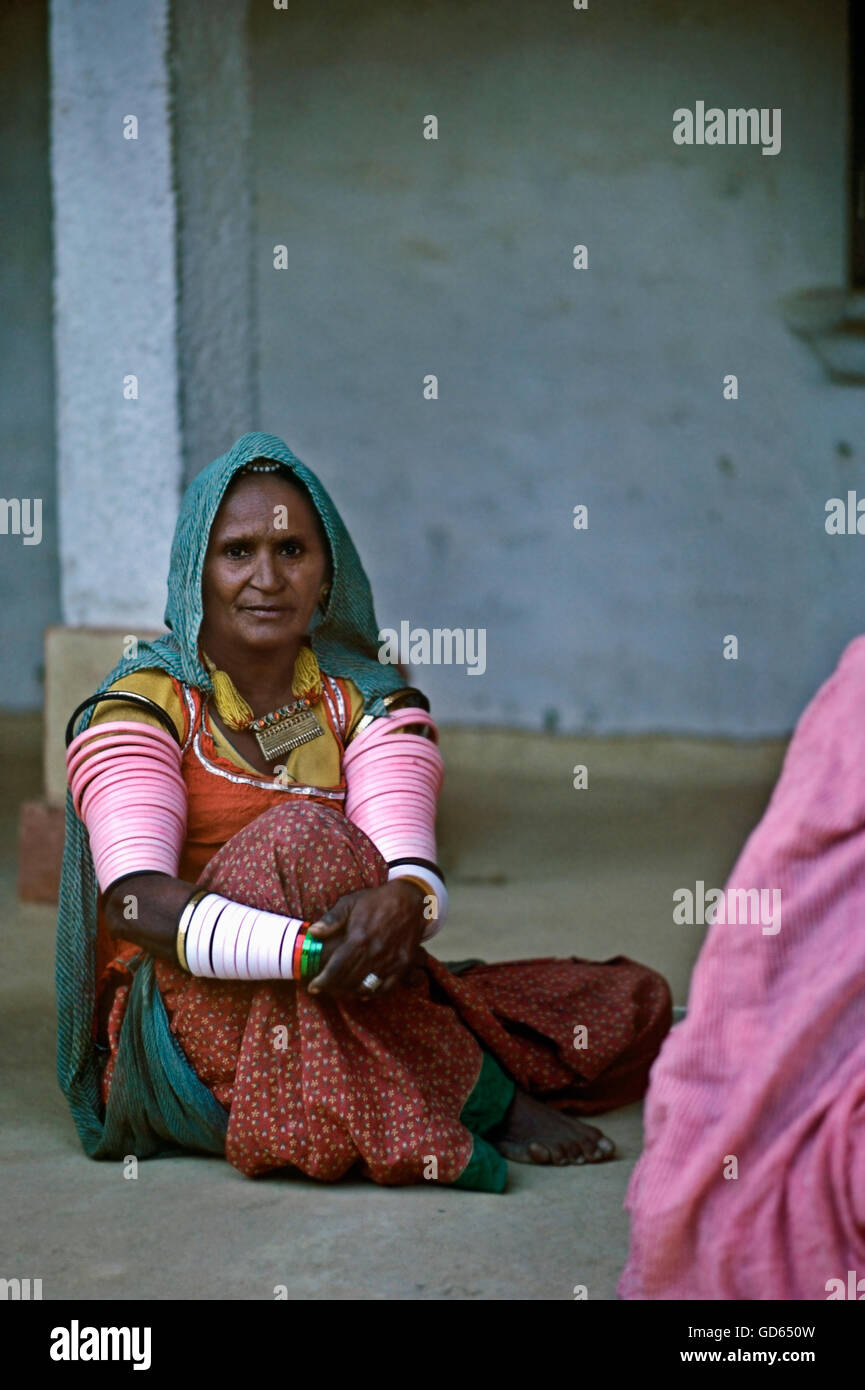 Woman wearing bangles Stock Photo - Alamy