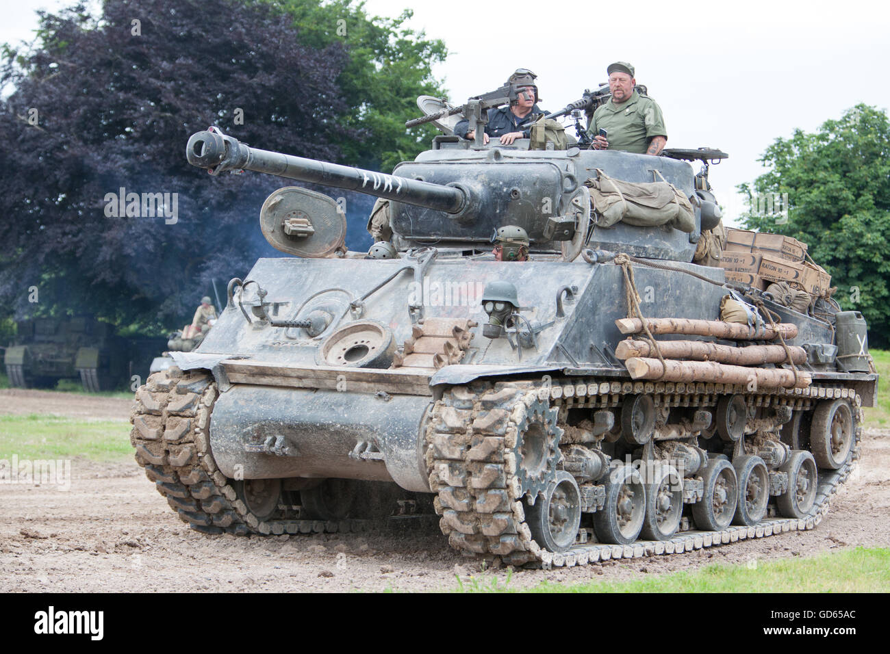 Fury Sherman A4 M2 E8 Stock Photos & Fury Sherman A4 M2 E8 Stock Images ...