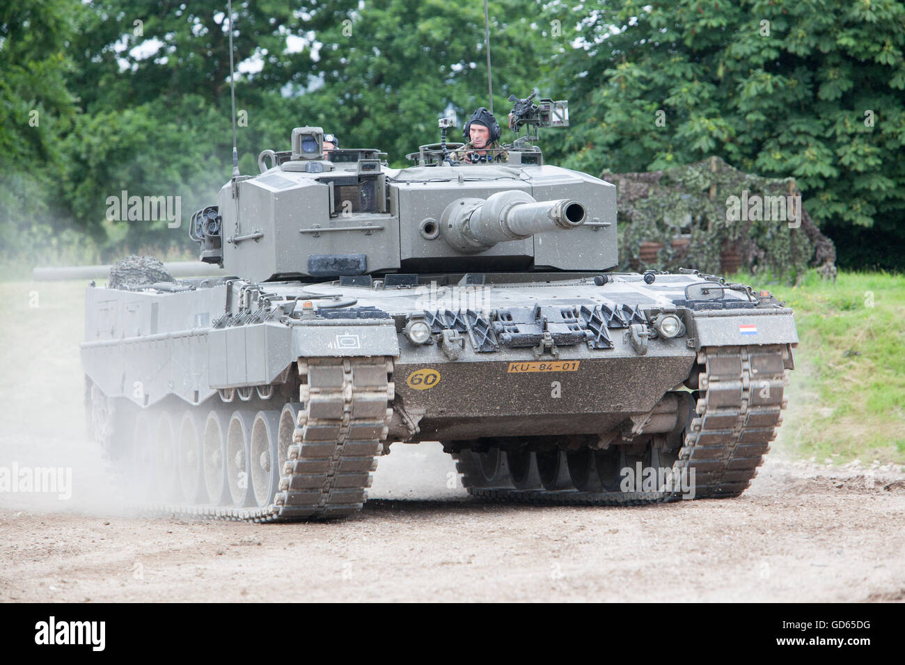 Leopard 2a4 netherlands tankfest 2016 hi-res stock photography and ...