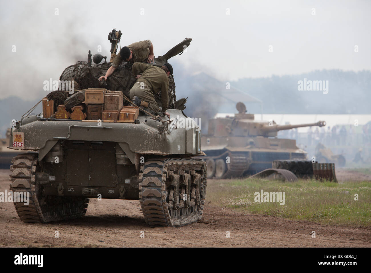 Us sherman tank hi-res stock photography and images - Alamy