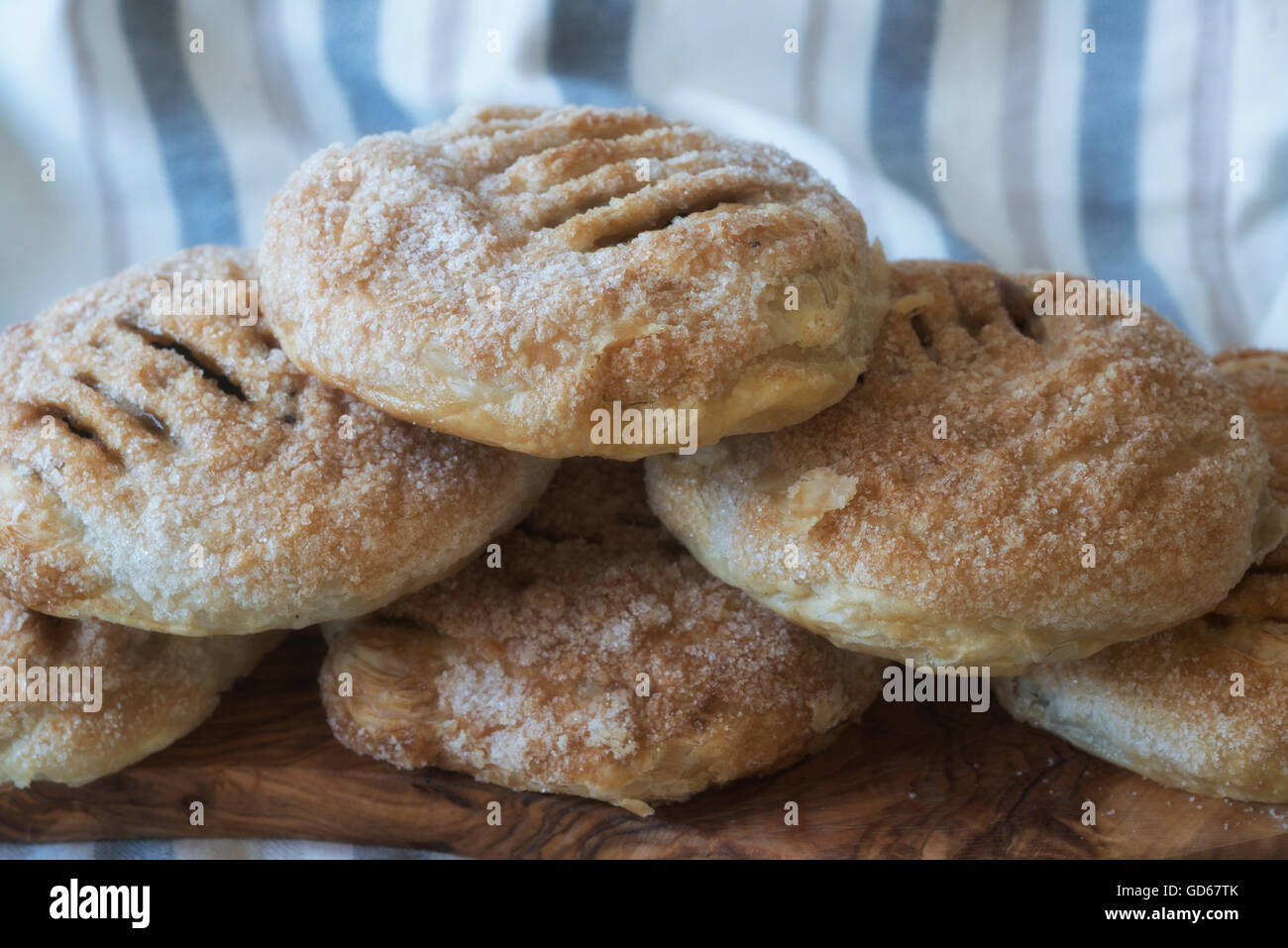 Eccles cake hi-res stock photography and images - Alamy