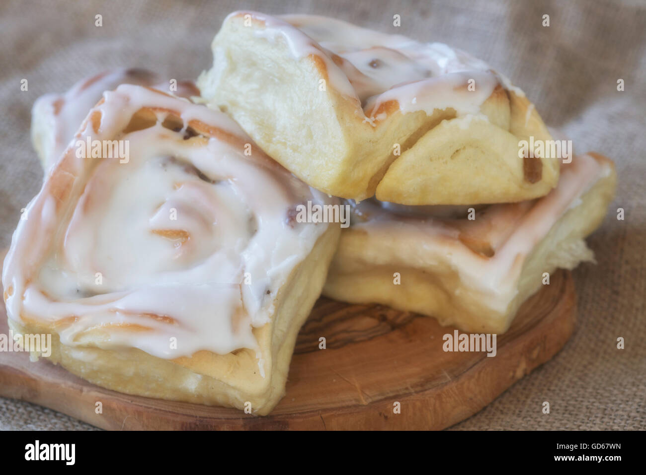 Cake cakes buns hi-res stock photography and images - Alamy