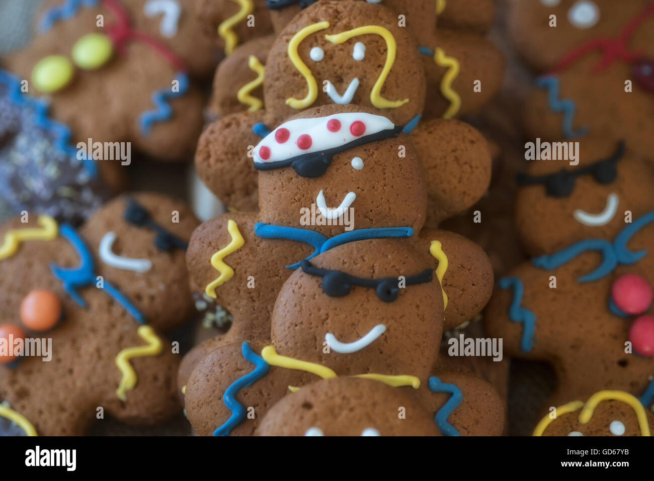 Woman gingerbread man hi-res stock photography and images - Alamy