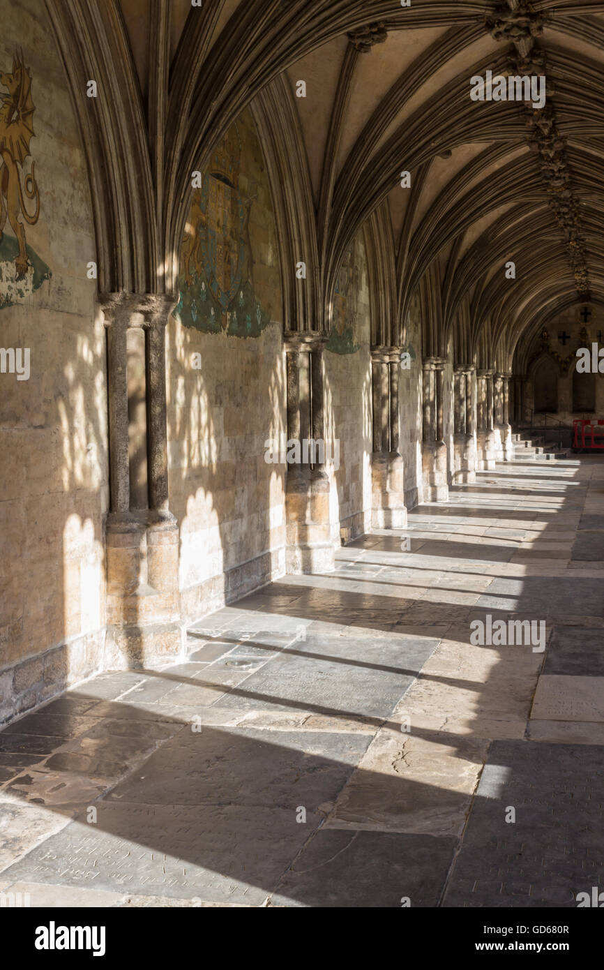 cloisters at norwich cathedral shadows Stock Photo - Alamy