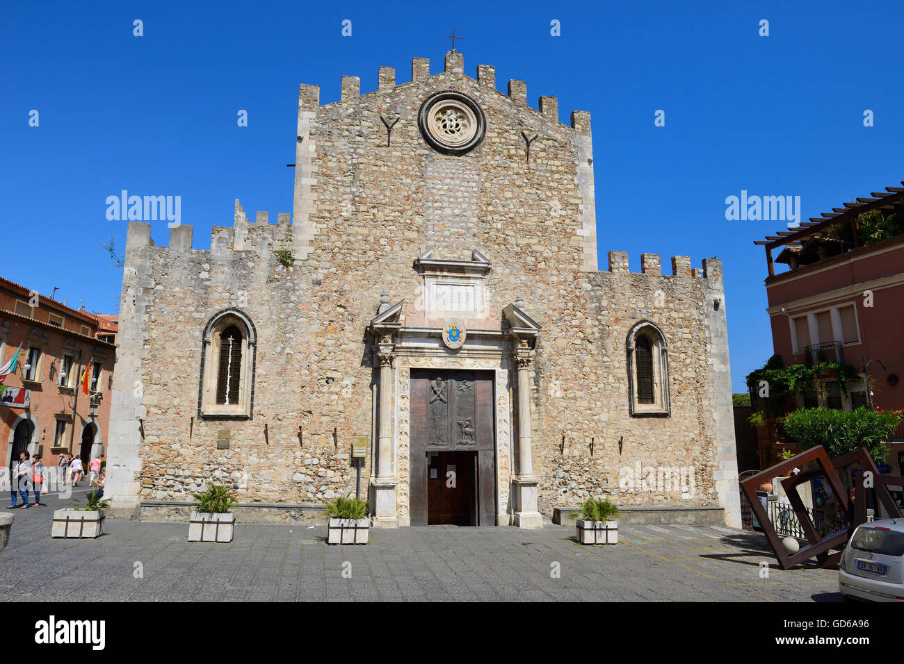 Cathedral san nicolo duomo taormina hi-res stock photography and images ...