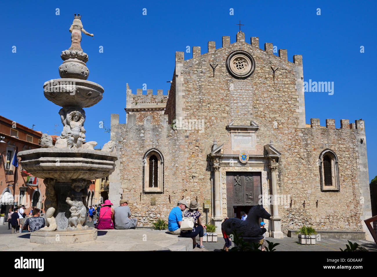 Baroque fountain and Duomo (Cattedrale di San Nicolo) in Piazza del ...