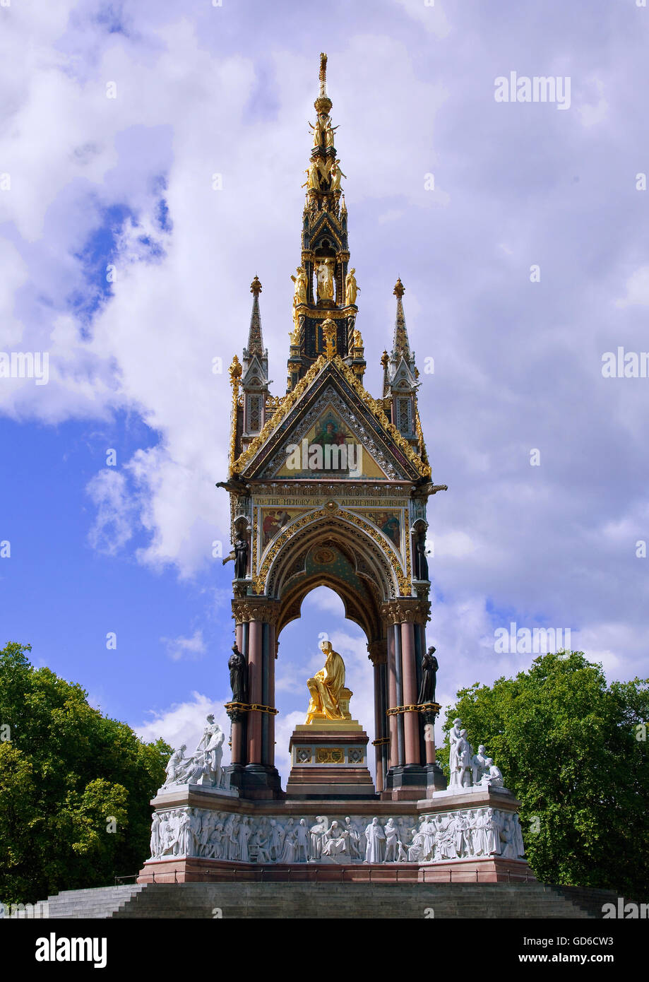 Albert memorial statue hi-res stock photography and images - Alamy