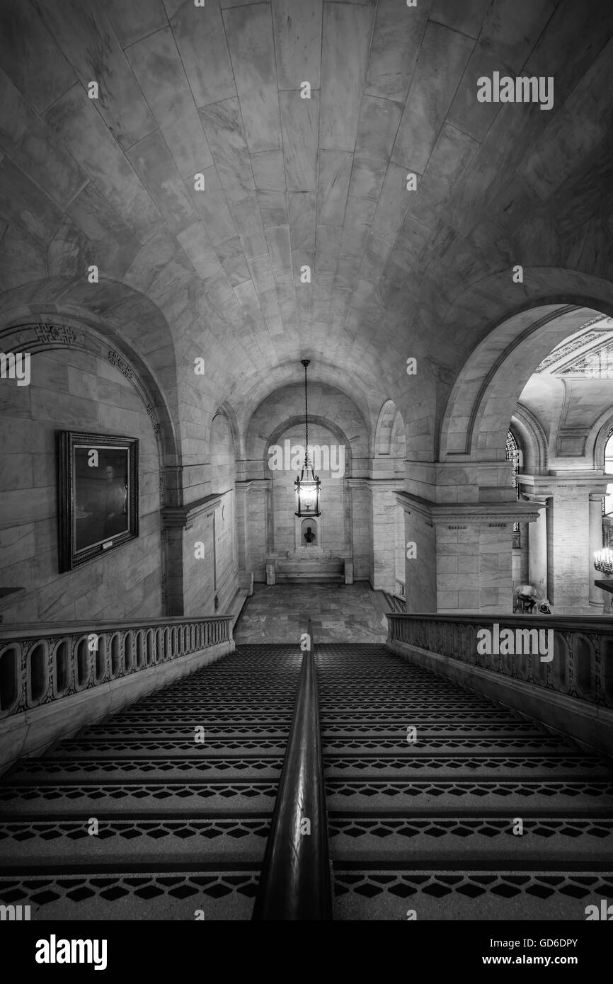 The New York Public Library (NYPL) is a public library system in New ...