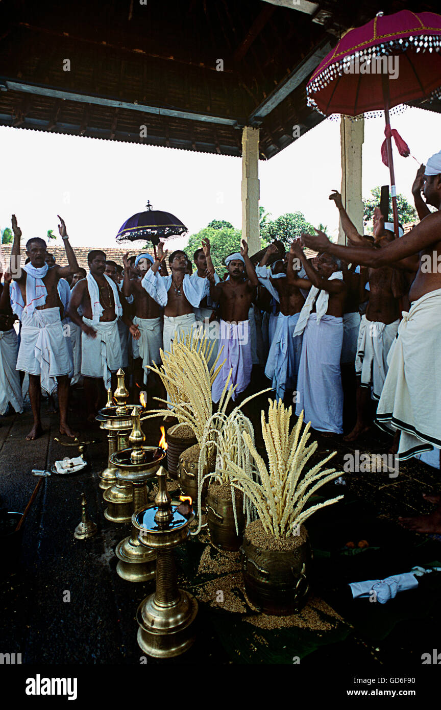 Kerala festivals onam celebration hi-res stock photography and images ...