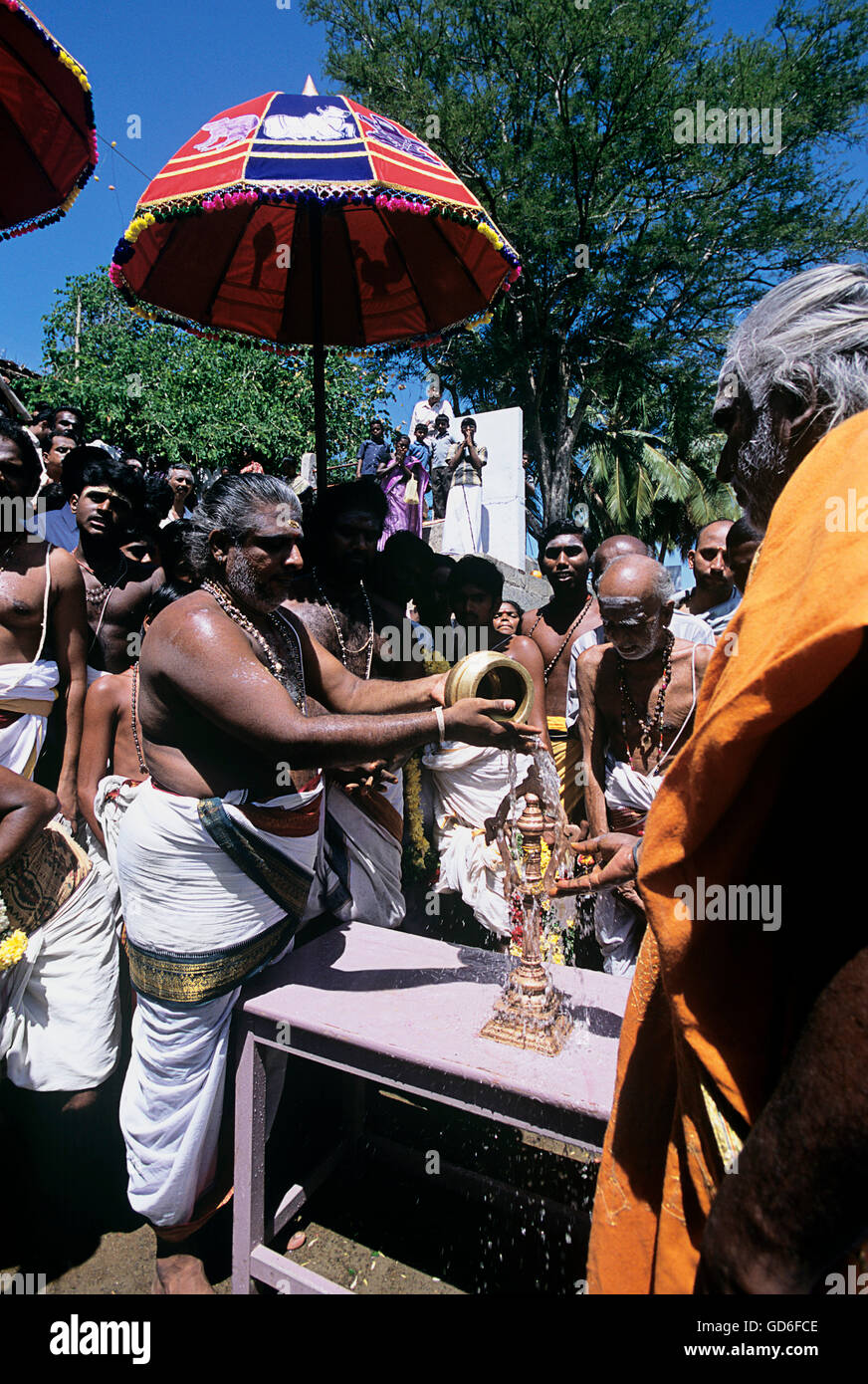 Festival of ganesh hi-res stock photography and images - Alamy
