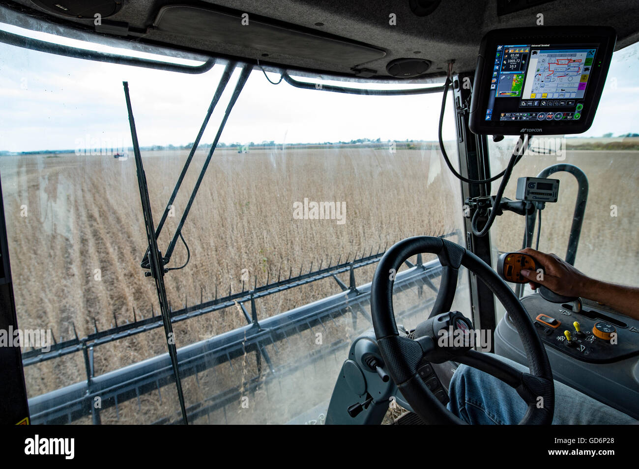 Inside combine harvester hi-res stock photography and images - Alamy