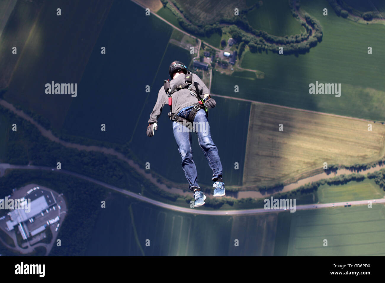 Funjump skydiving from 1200 ft over Norway Stock Photo - Alamy