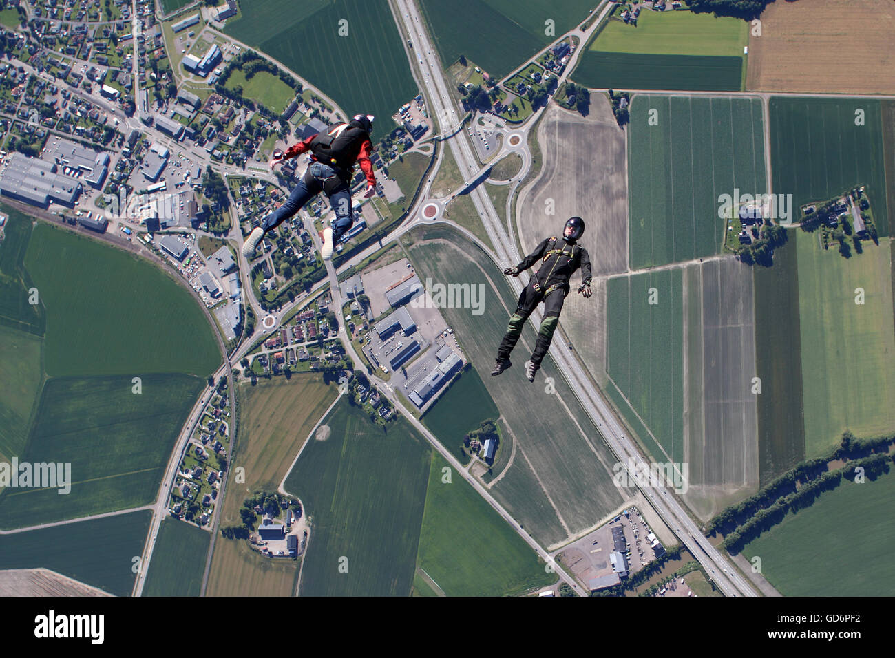 Funjump skydiving from 1200 ft over Norway Stock Photo - Alamy
