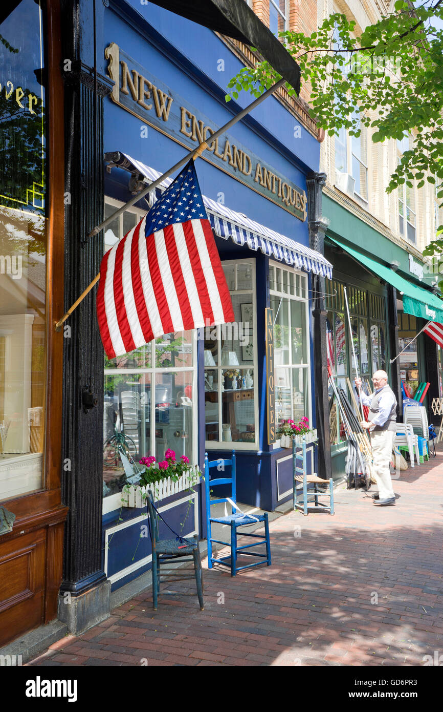 American flag in store front hi-res stock photography and images - Alamy